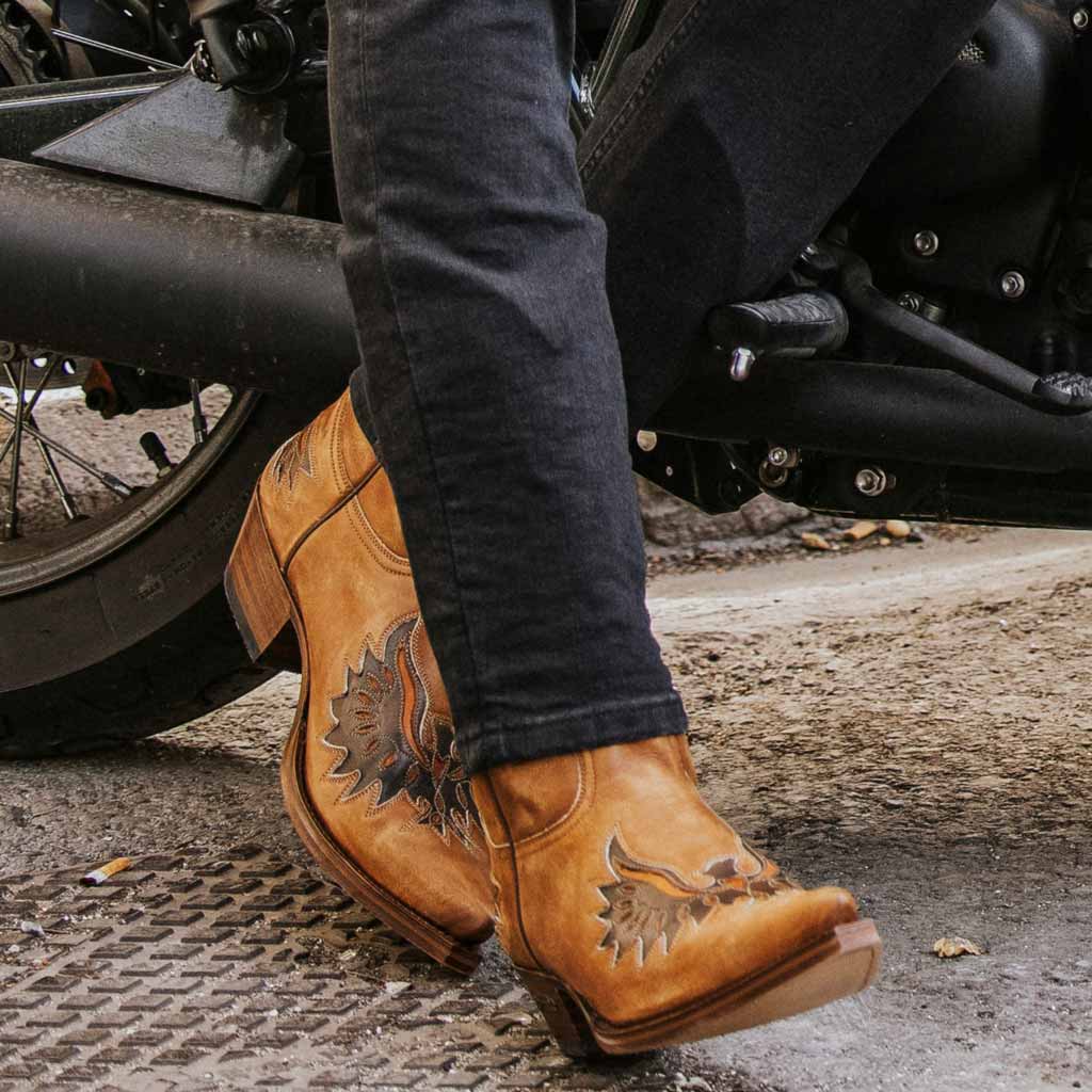 Bota Sendra 6990 Cuervo Olimpia 023 Lavado | Cowboy Piel Degradada ...
