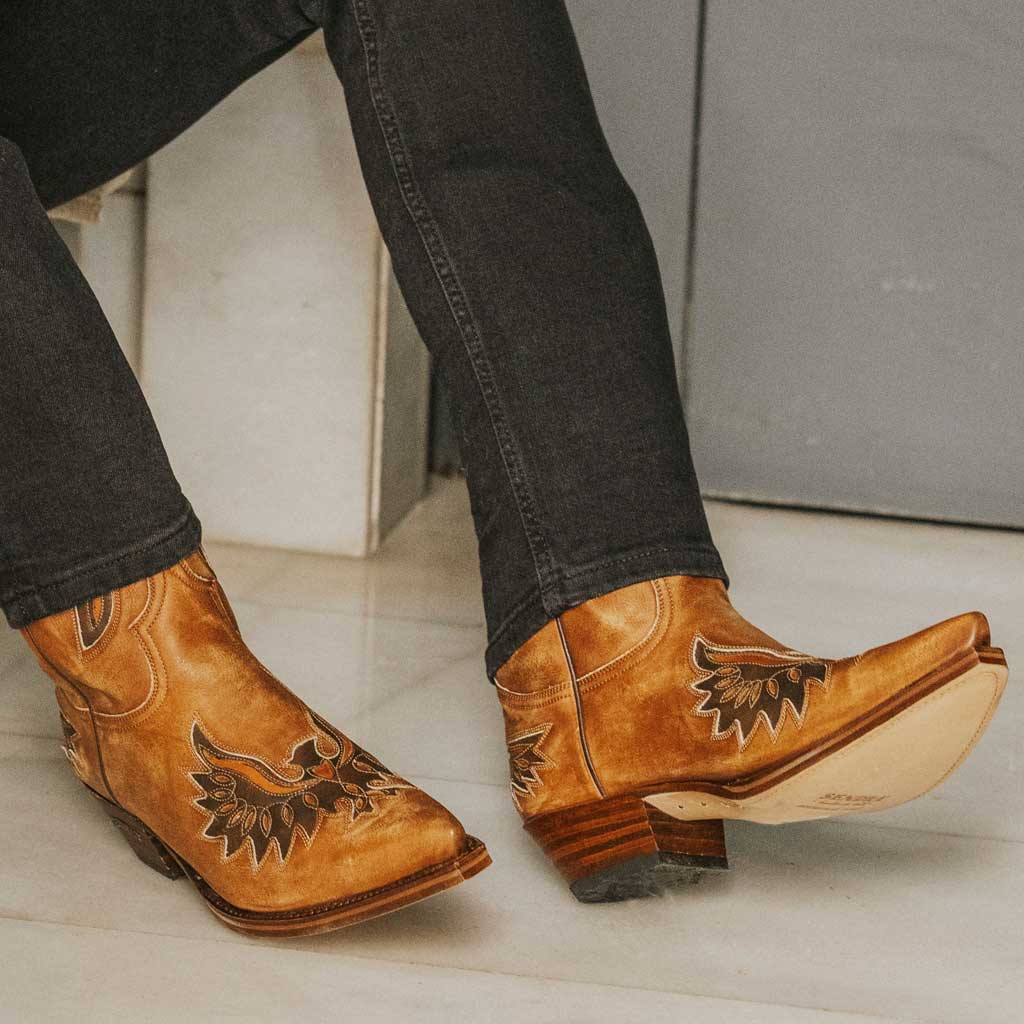 Bota Sendra 6990 Cuervo Olimpia 023 Lavado | Cowboy Piel Degradada ...